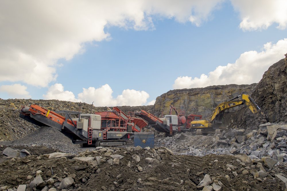Quarrying and crushing in construction projects - Ab Tallqvist Oy